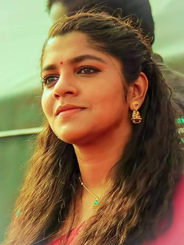 Aparna Bala Murali: పిల్లా పులి.. పోరగాళ్లే నీకు బలి – NTV Telugu