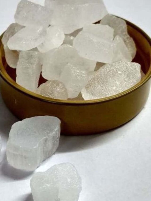 Camphor Benefits: ఇంట్లో నెగిటీవ్ ఎనర్జీని తరిమికొట్టే కర్పూరం – NTV Telugu