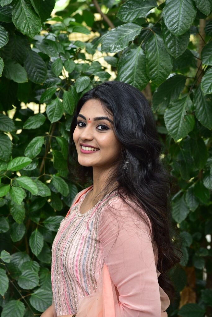 Nayan Sarika: గీతా ఆర్ట్స్ 2- నార్నె నితిన్ సినిమాలో కొత్త భామ.. ఫొటోలు చూశారా? - NTV Telugu